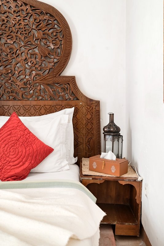 Moroccan bed – Moroccan furniture & decor